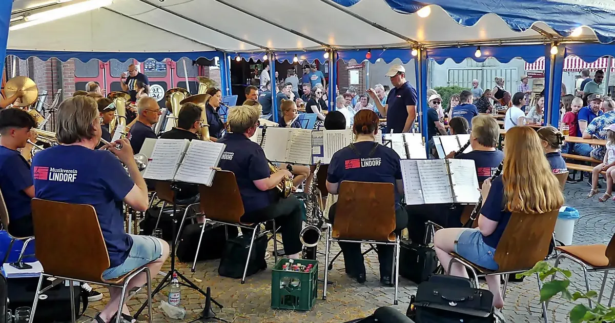 Feuerwehr Lindorf: Heißes Fest zum runden Geburtstag - Kirchheim - Teckbote